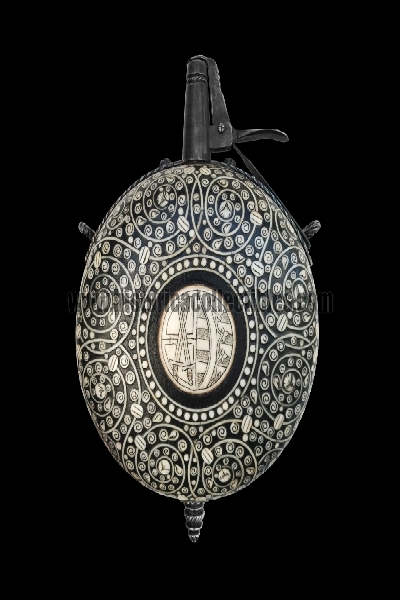 Gunpowder flask, Elector of Saxony, circa 1600